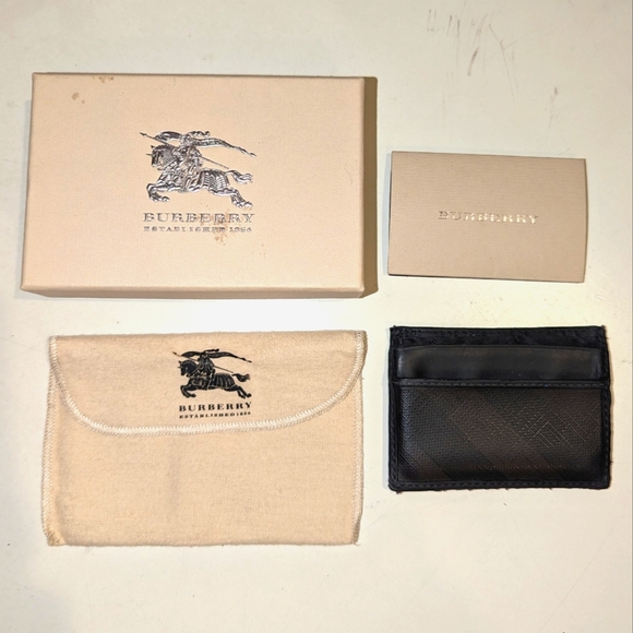 Burberry | Accessories | Burberry Card Wallet Box Dustbag Care ...